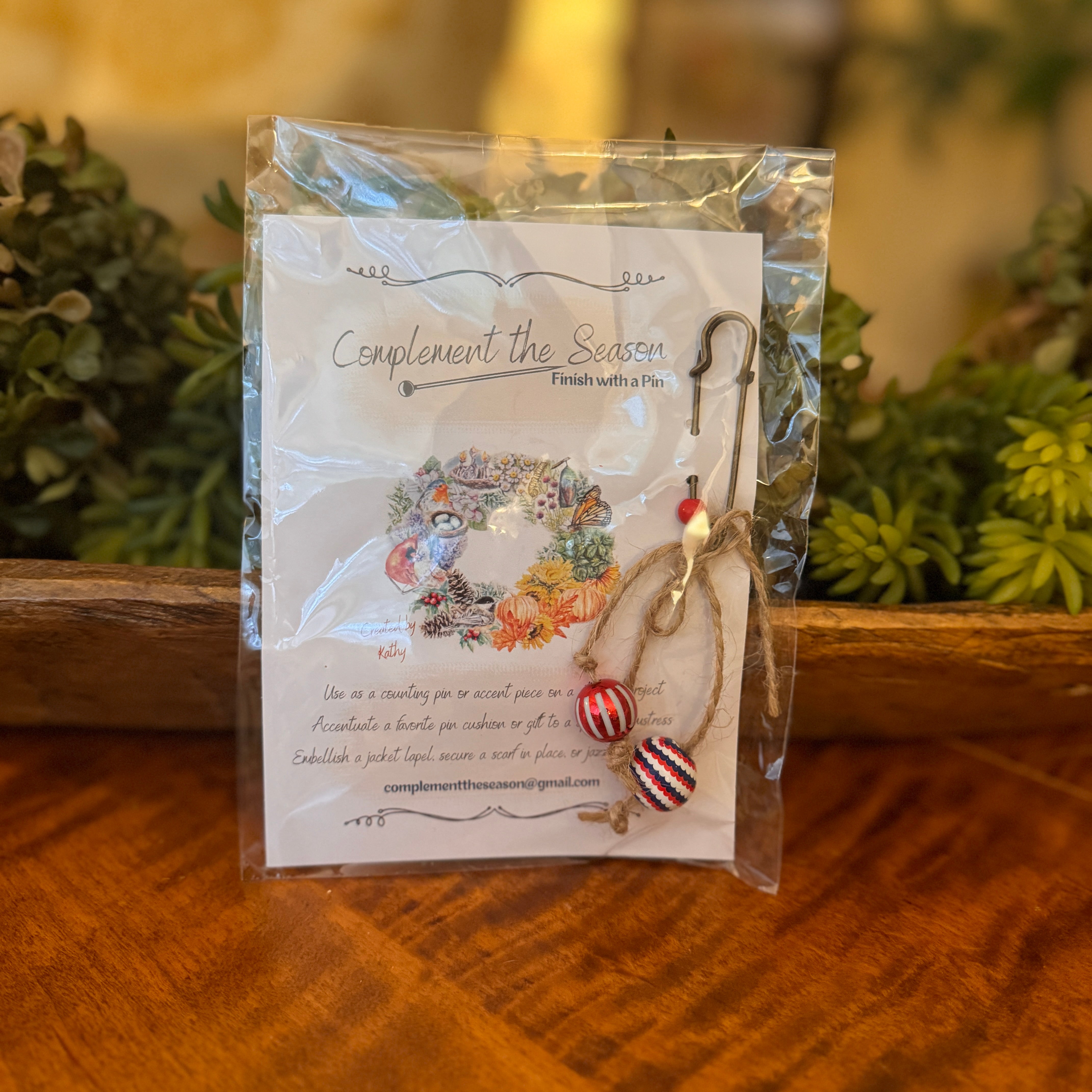 Compliment the Season | Holiday Accent Safety Pin – Hobby House Needleworks