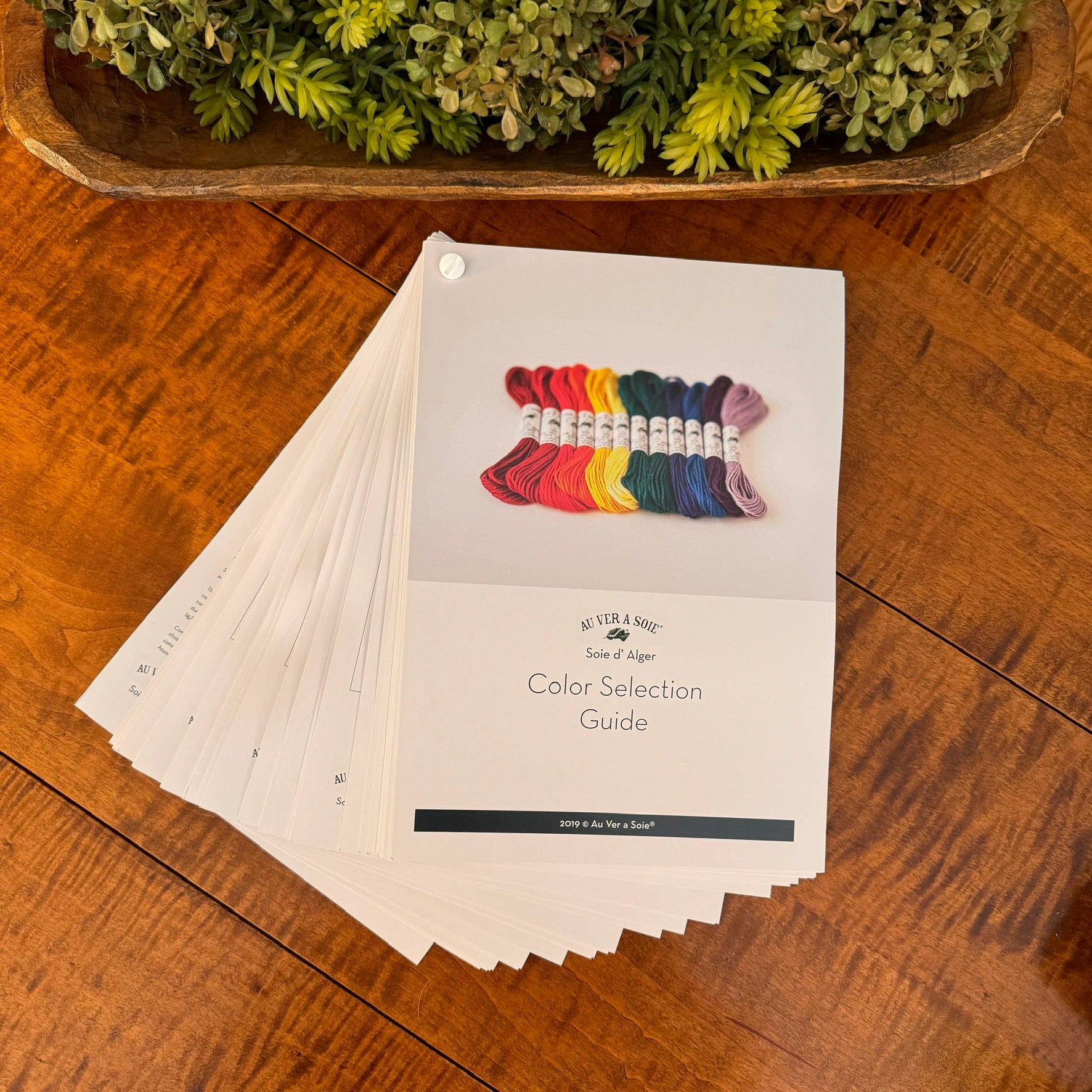 Au Ver A Soie Soie d'Alger Color Selection Guide Chart – Hobby House ...