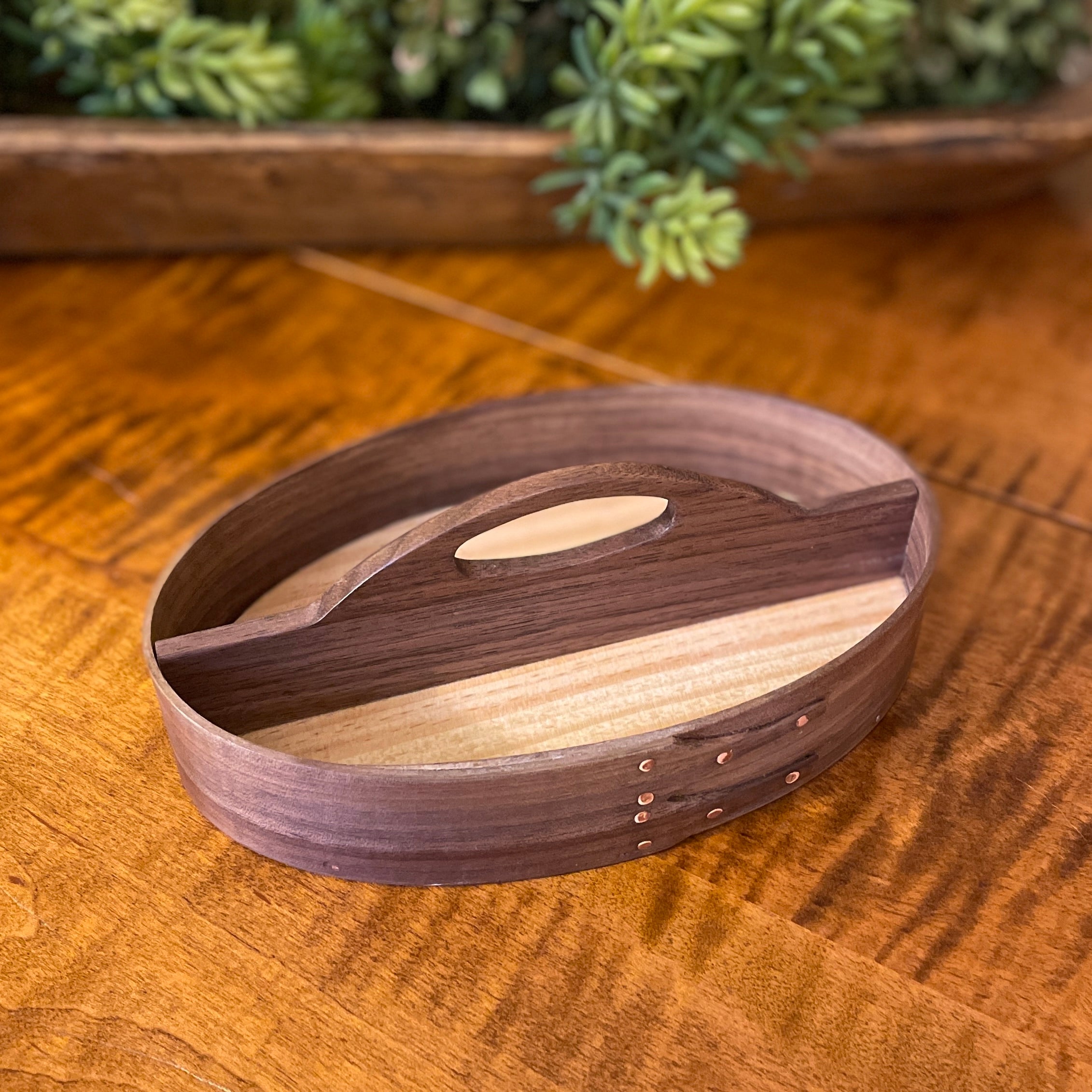 Keller Krafted #4 Shaker Divided Carrier ~ Walnut with White Pine Bott ...