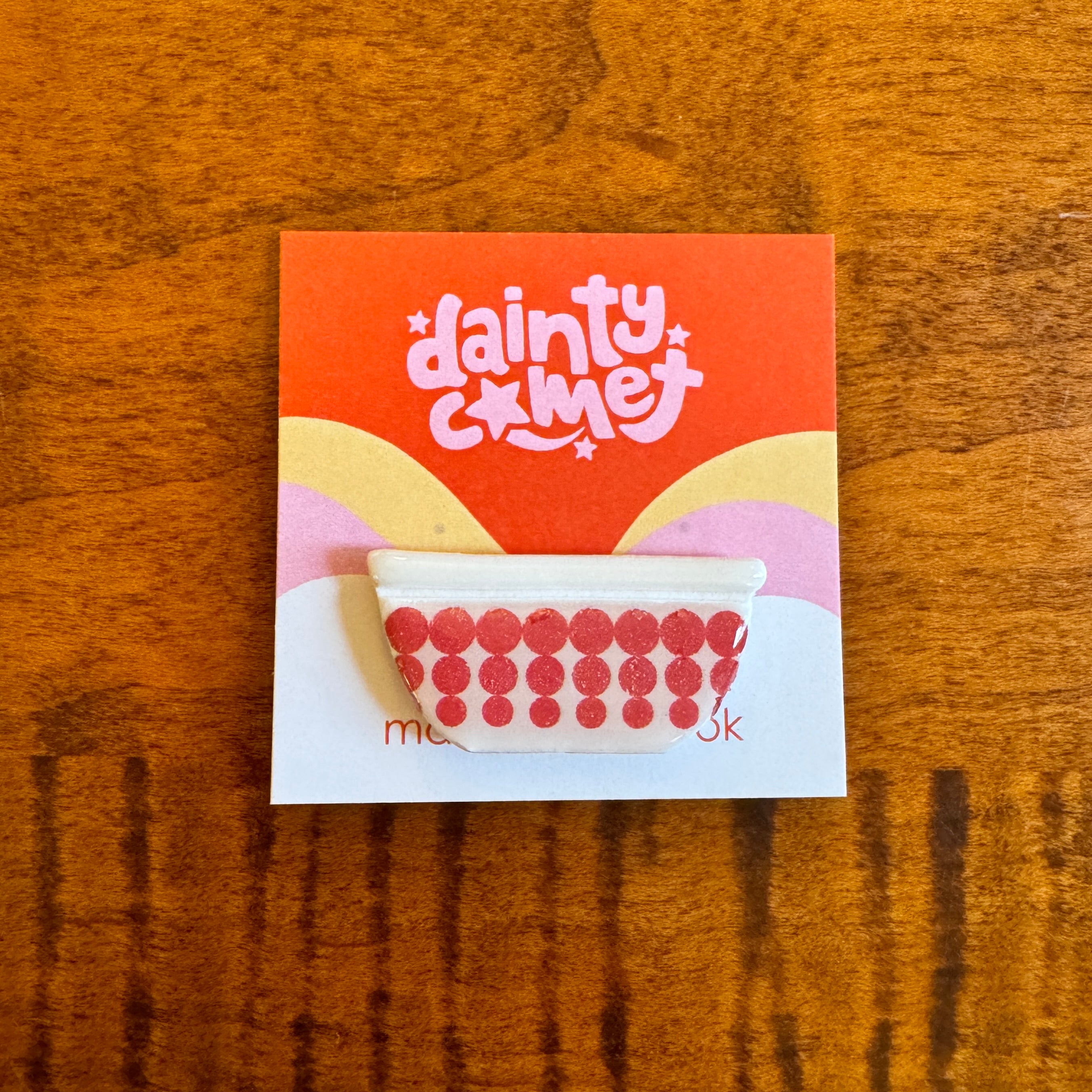 Pyrex Needle Minder - Red Dot – Hobby House Needleworks