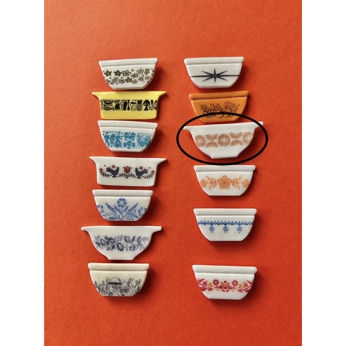 Pyrex Needle Minder - Yellow Daisy – Hobby House Needleworks